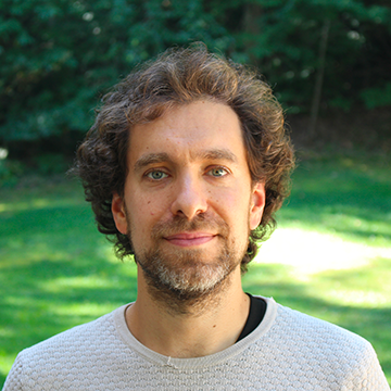 Eric Perlmutter, physicist and CEA Research Director at IHES